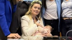 Deputada Julia Zanatta admite ter usado filha de 4 meses como "escudo ...